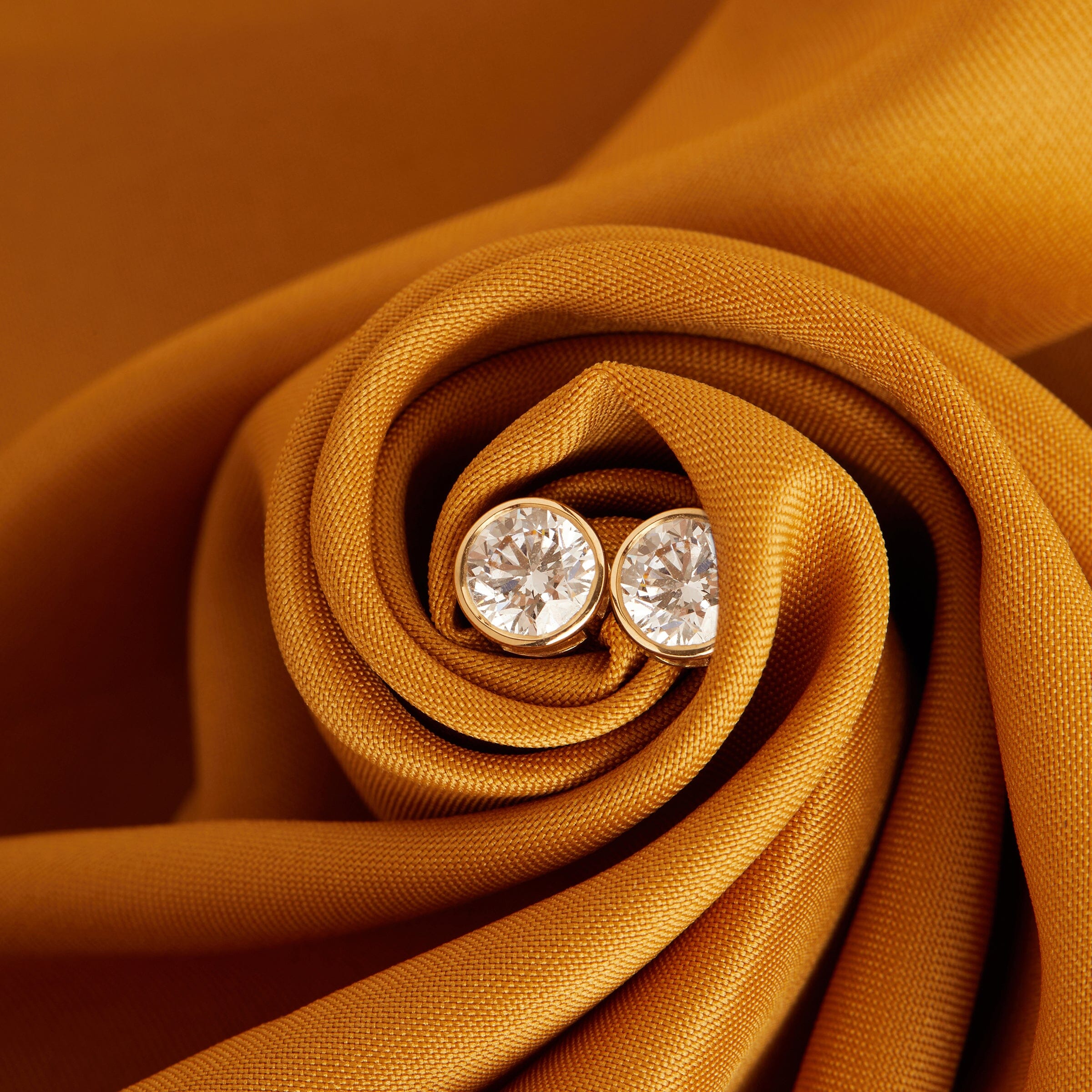 XXL Diamond Bezel Studs in Yellow, Rose or White Gold