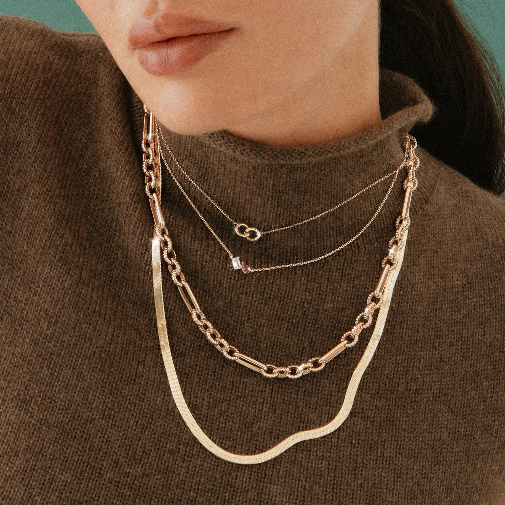 Connection Necklace in Yellow, Rose or White Gold