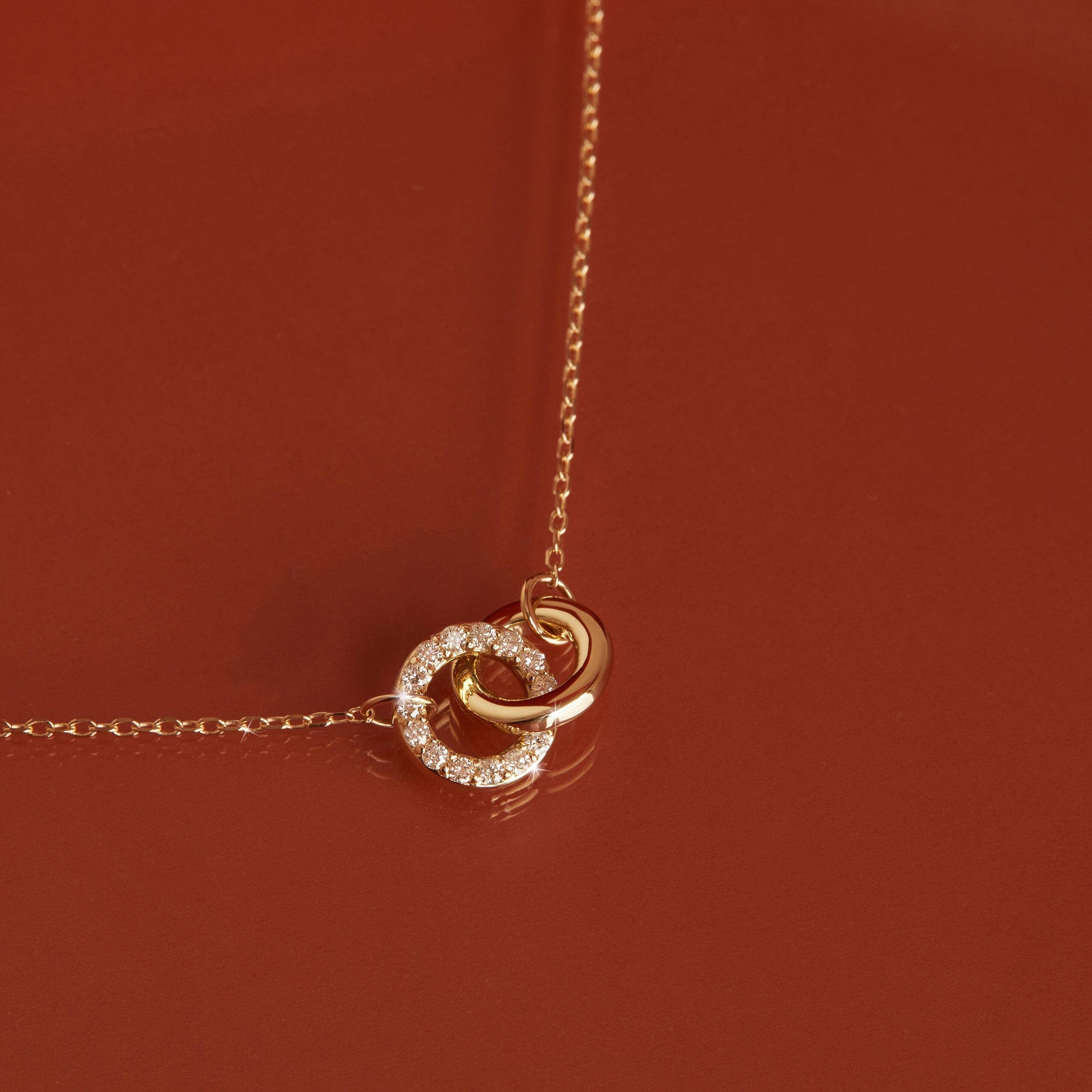 Diamond Connection Necklace in Yellow, Rose or White Gold