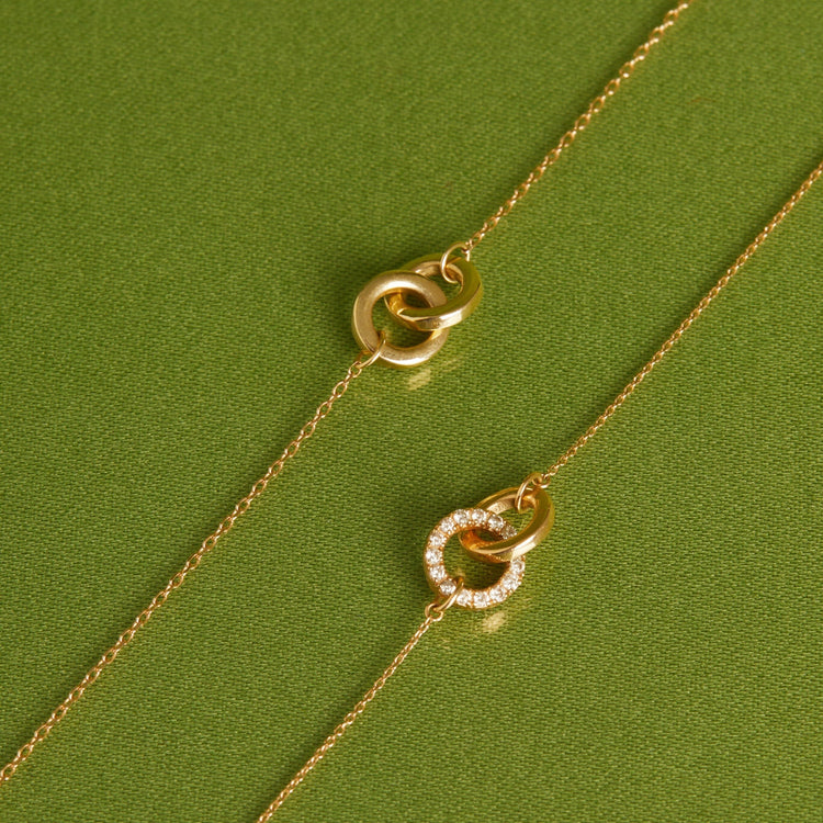 Connection Necklace in Yellow, Rose or White Gold
