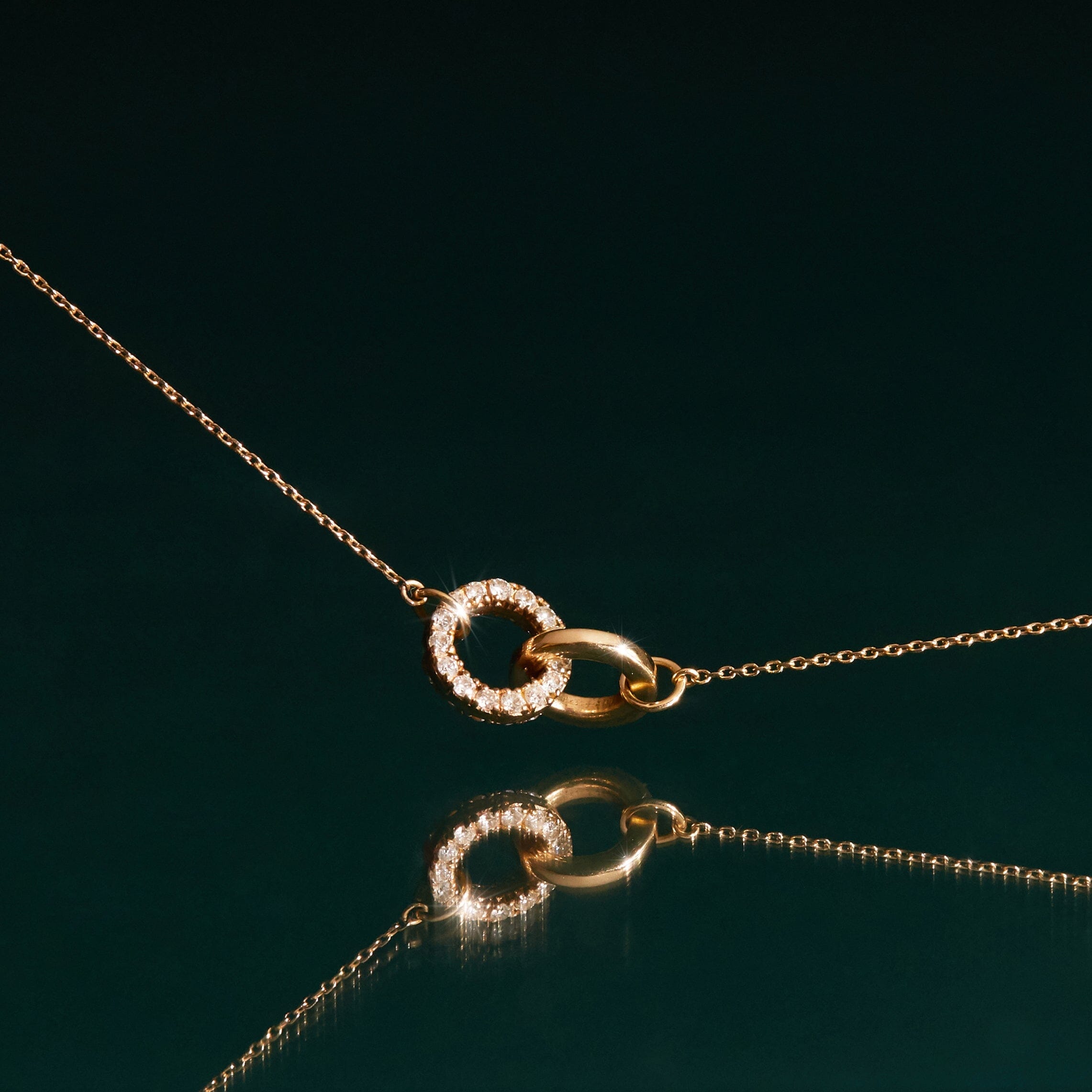 Diamond Connection Necklace in Yellow, Rose or White Gold