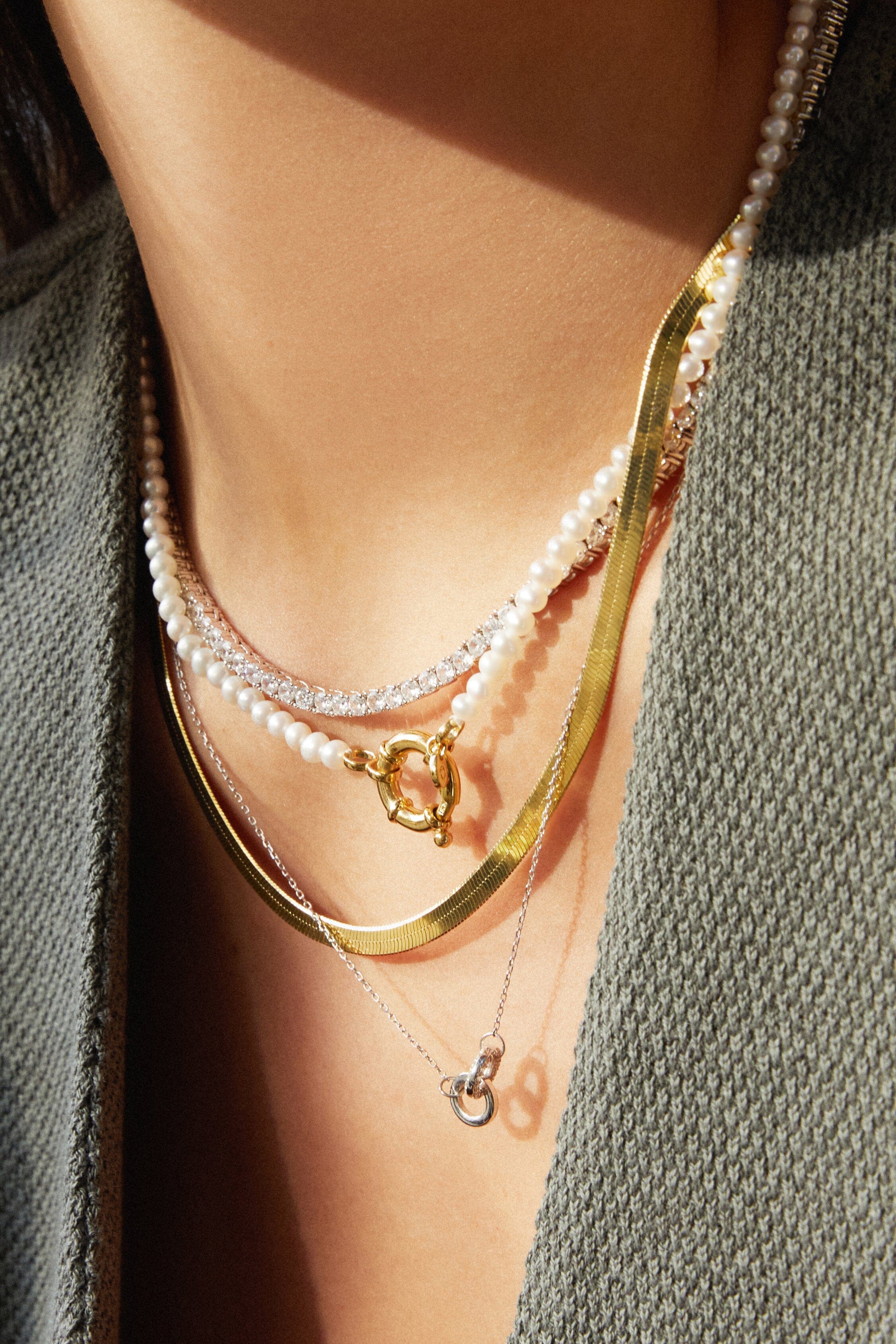 Diamond Connection Necklace in Yellow, Rose or White Gold