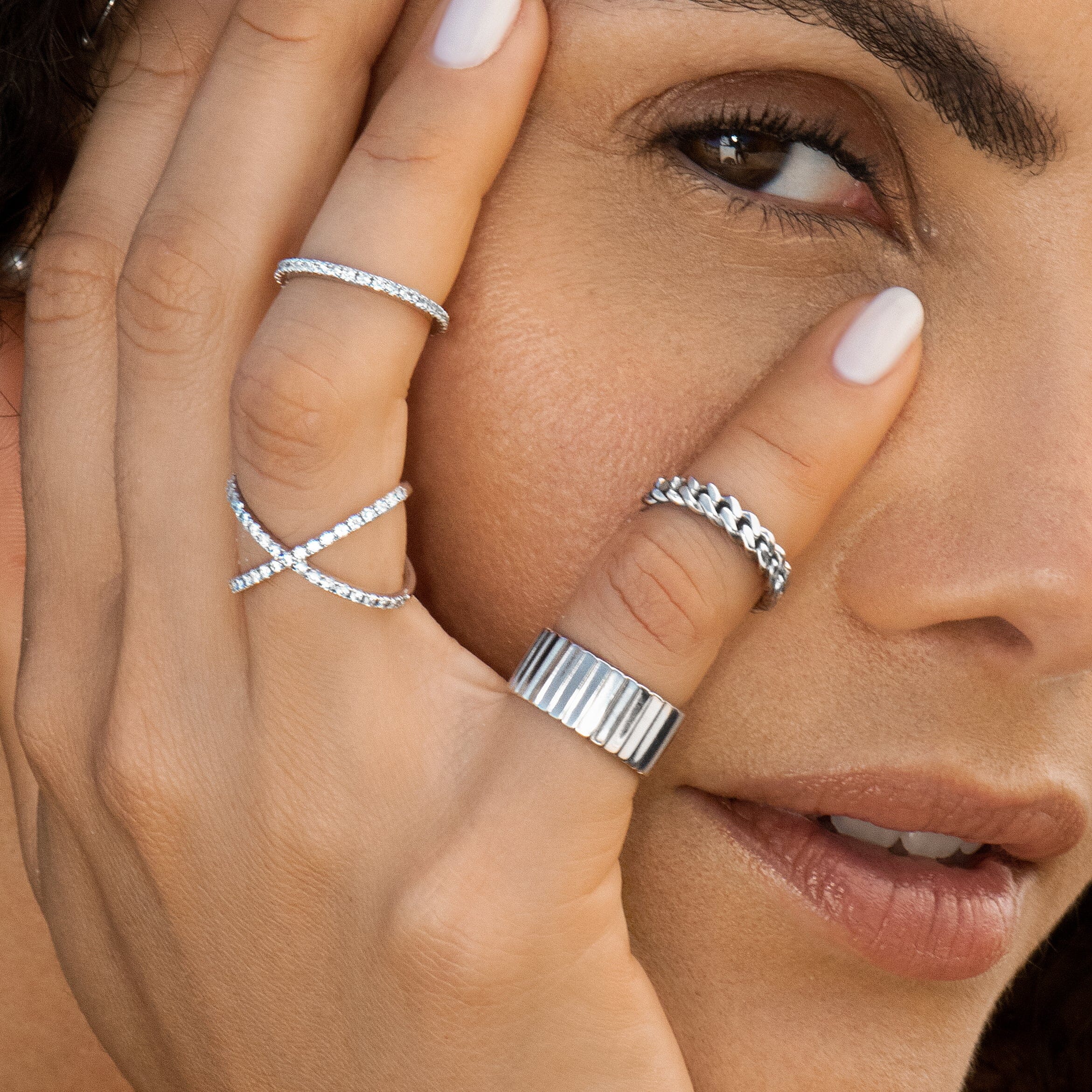 X Ring with White Diamonds in Yellow, Rose or White Gold