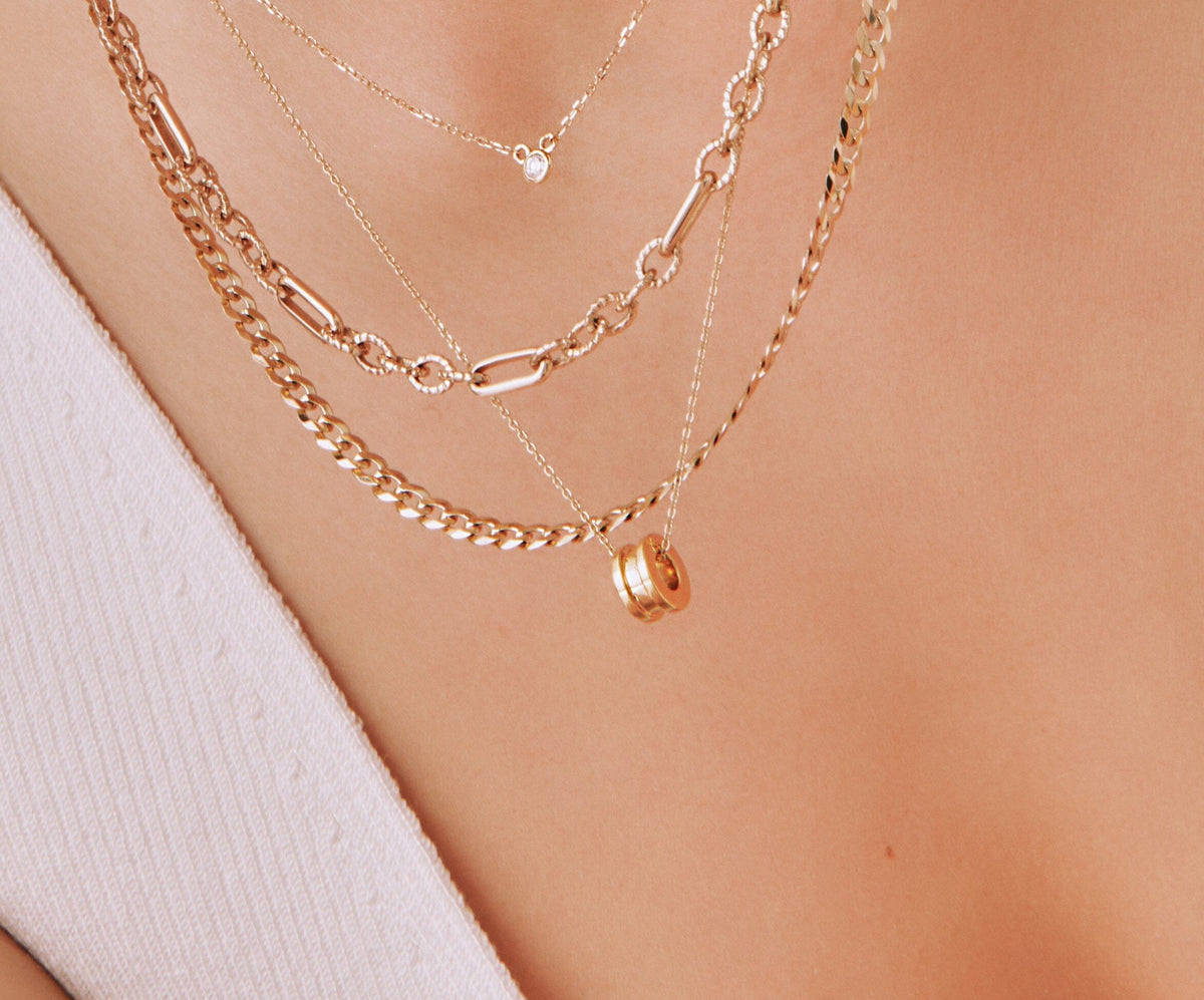 Column Pendant Necklace