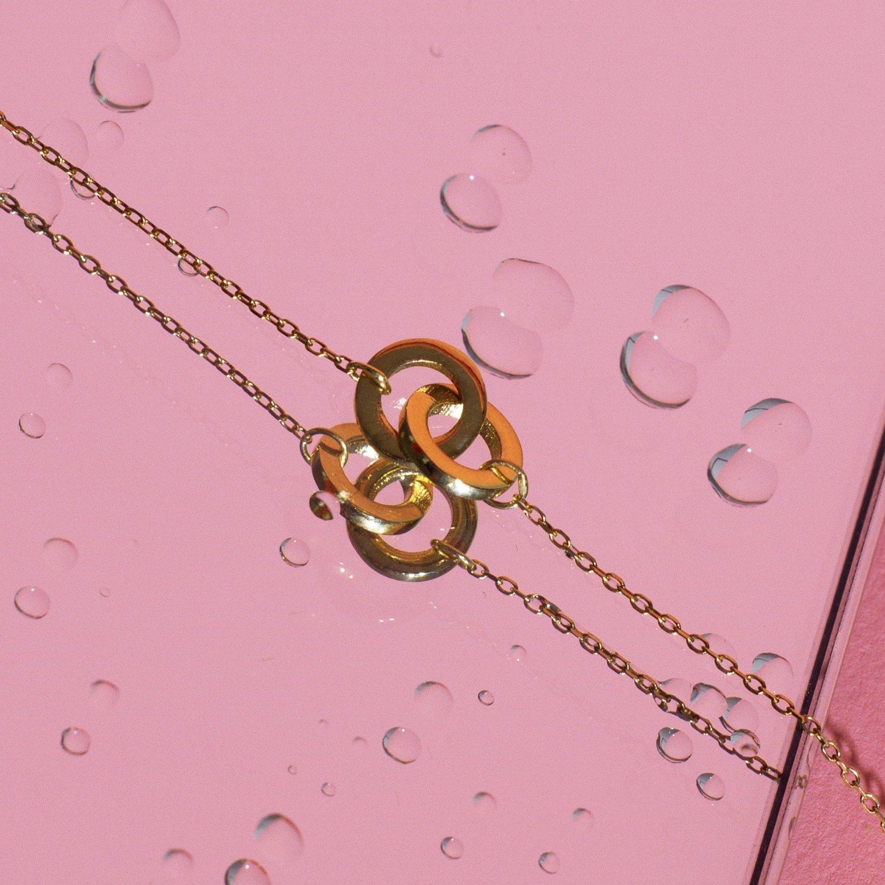 Connection Necklace in Yellow, Rose or White Gold