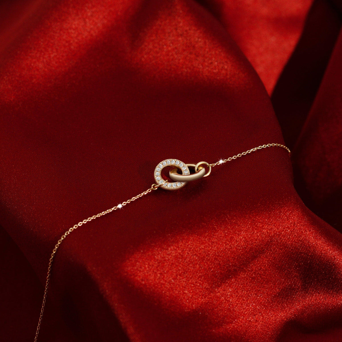 Diamond Connection Necklace in Yellow, Rose or White Gold